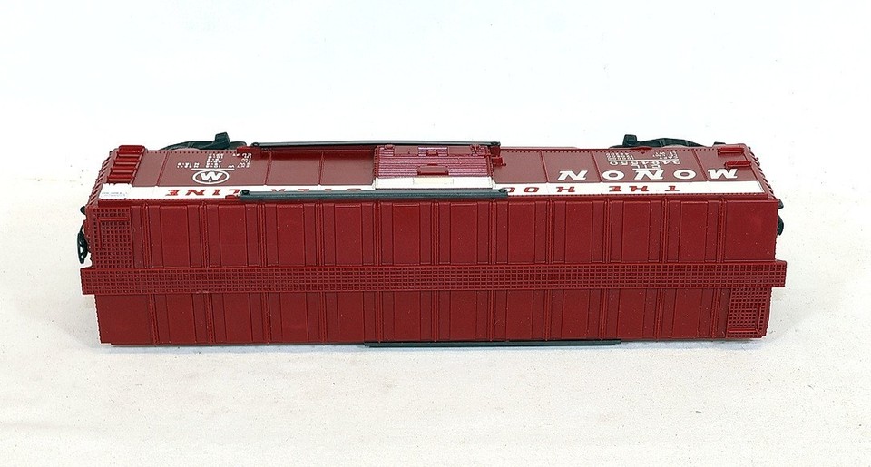 Mint Brand New Postwar Lionel 3494-550 Monon Operating Boxcar (1957-58 ...