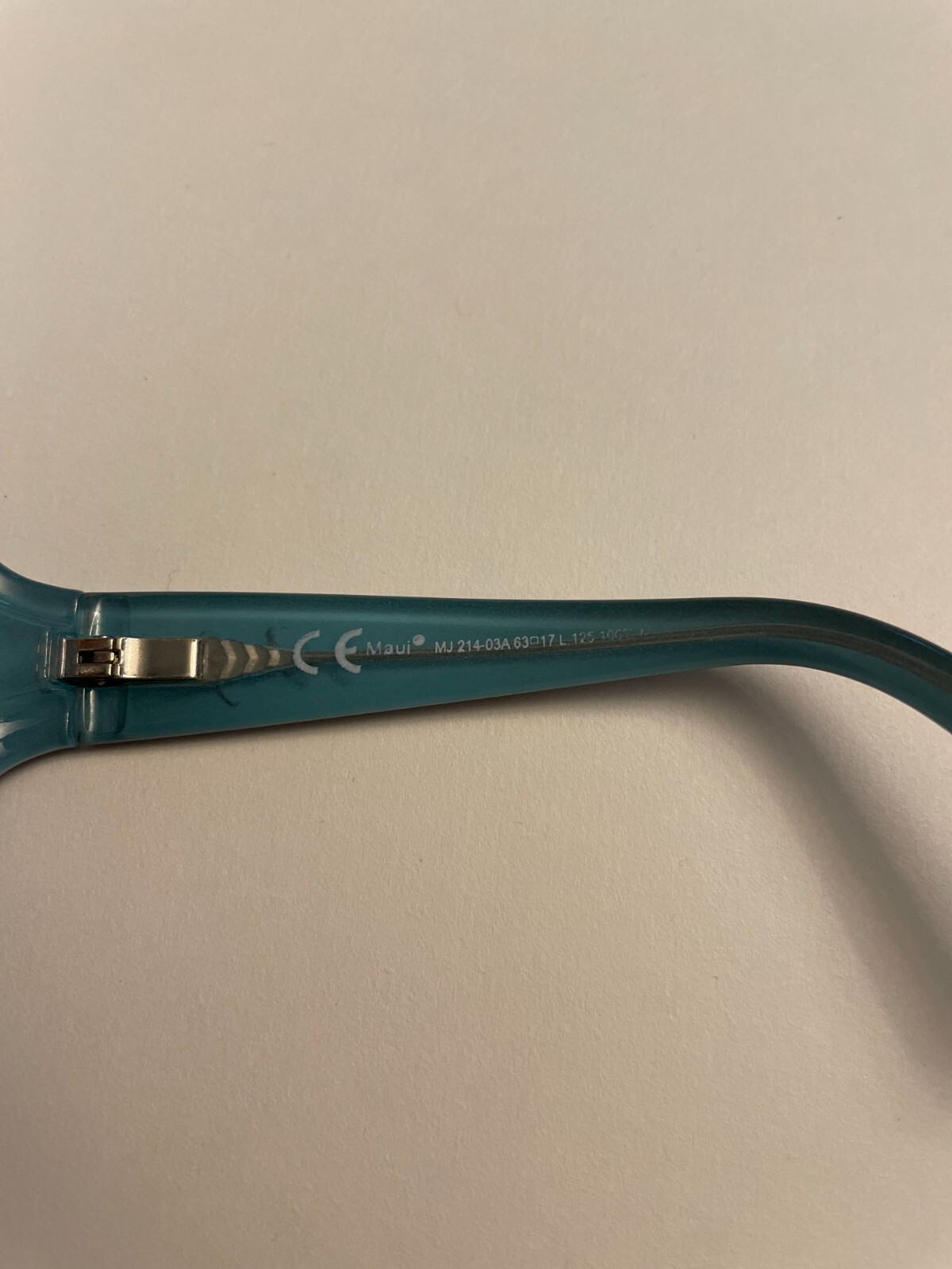 Maui Jim Sunglasses Pearl City MJ 214-03A Butterfly Black Gray ...