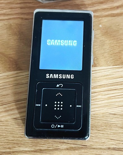 Samsung YP-Z5 - 2GB - Black MP3 Player - With Power/ Data / Box - Rare ...
