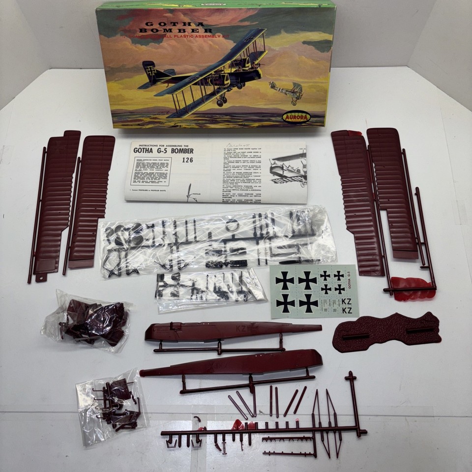 AURORA FAMOUS FIGHTER GOTHA BOMBER WWI AIRPLANE 1:48 MODEL #126 - 1.98 ...
