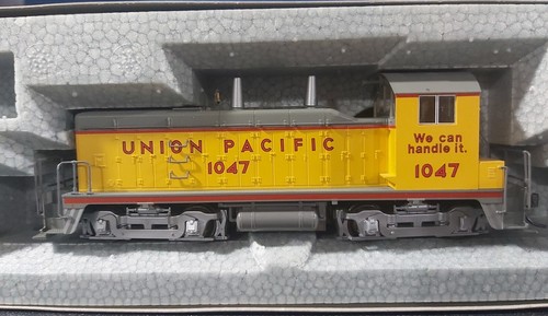 Kato 37-11E HO New - Union Pacific EMD NW2 Phase 2 - Diesel Switcher ...