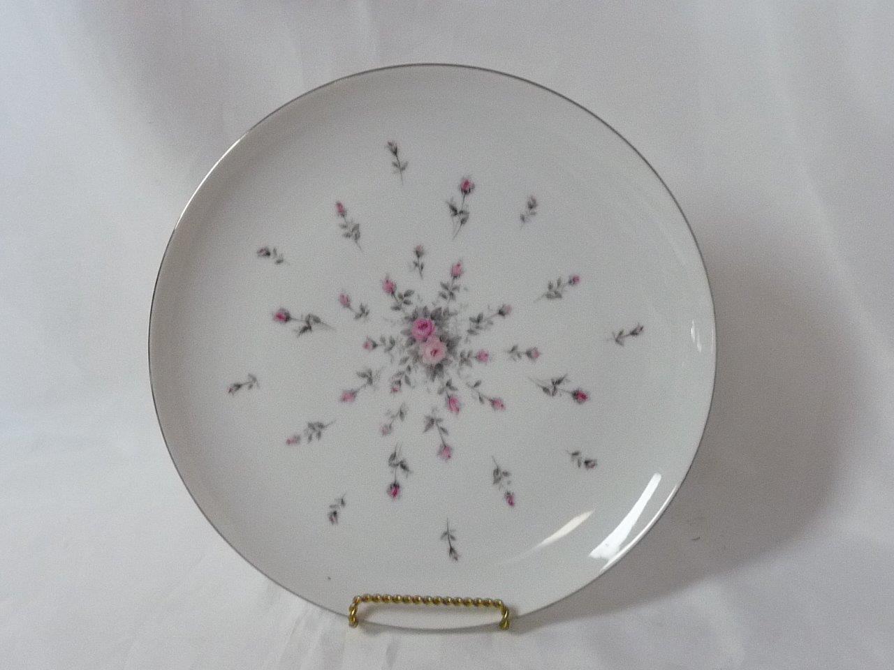 Harmony House Fine China Rosebud Pattern 3534 Dinner Plate 10-3/8 ...