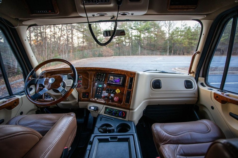 2015 Freightliner M2 Sport Chassis | eBay