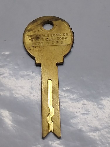 Bell Lock Key Antique Slot Machine Jukebox Penny Arcade # D2B134 D2B ...