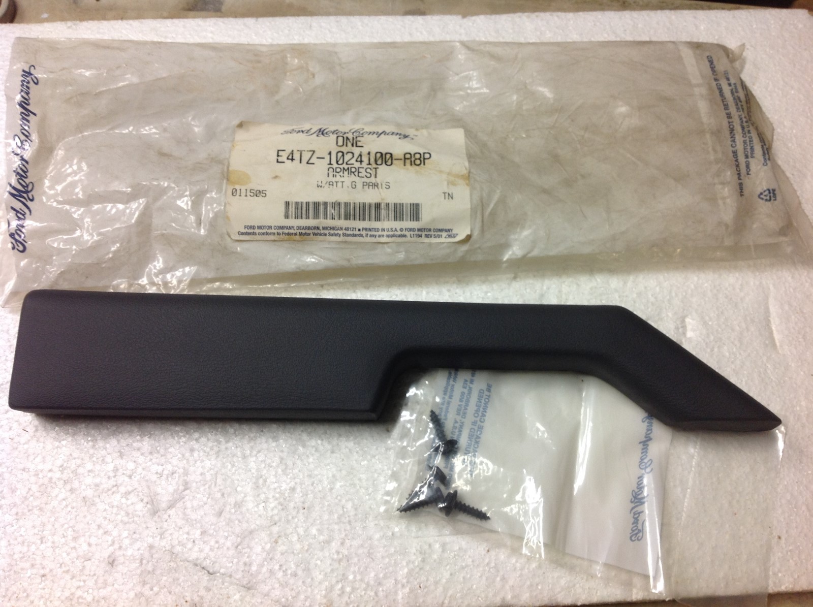 OEM Ford F-150 F150 F250 Bronco Armrest e4tz-1024100-a8p FREE SHIPPING ...