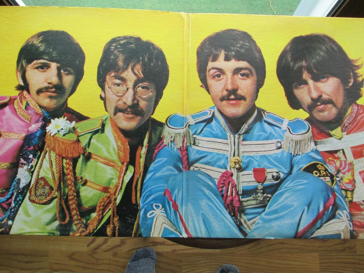 Ssgt Pepper Album Cover Band