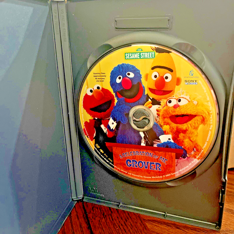 Sesame Street Lot Of 2 DVDs “Singing With Elmo”, “Celebration Of Me ...