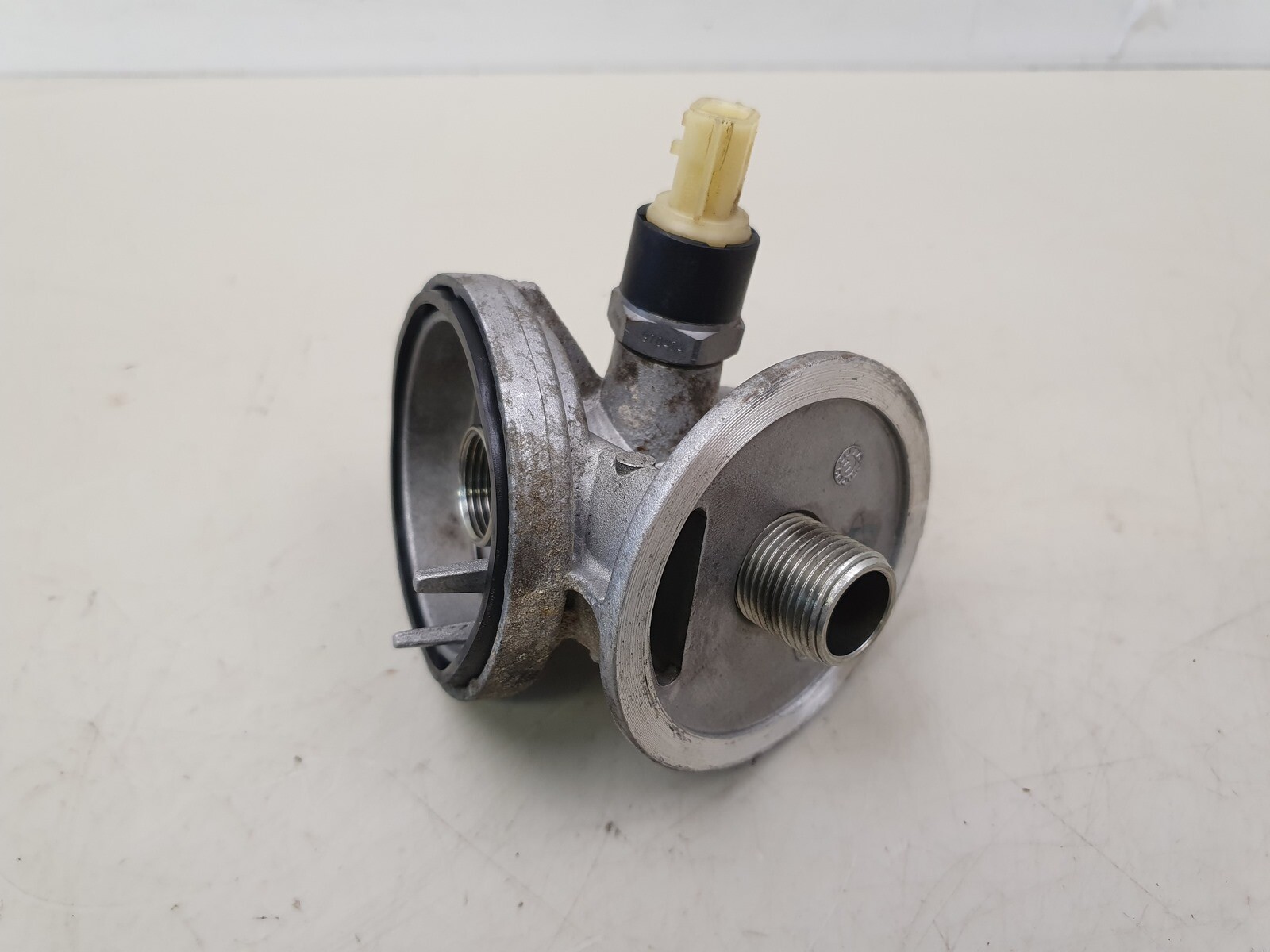 Support filtre a huile DACIA LODGY 8201056869 | Achetez sur eBay