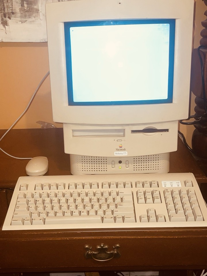 Vintage Apple Macintosh Performa 575 Computer W/ Keyboard & Mouse ...