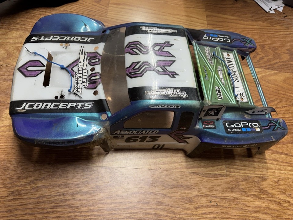 CUSTOM PAINTED TEAM ASSOCIATED SC10 BODY #11 | eBay