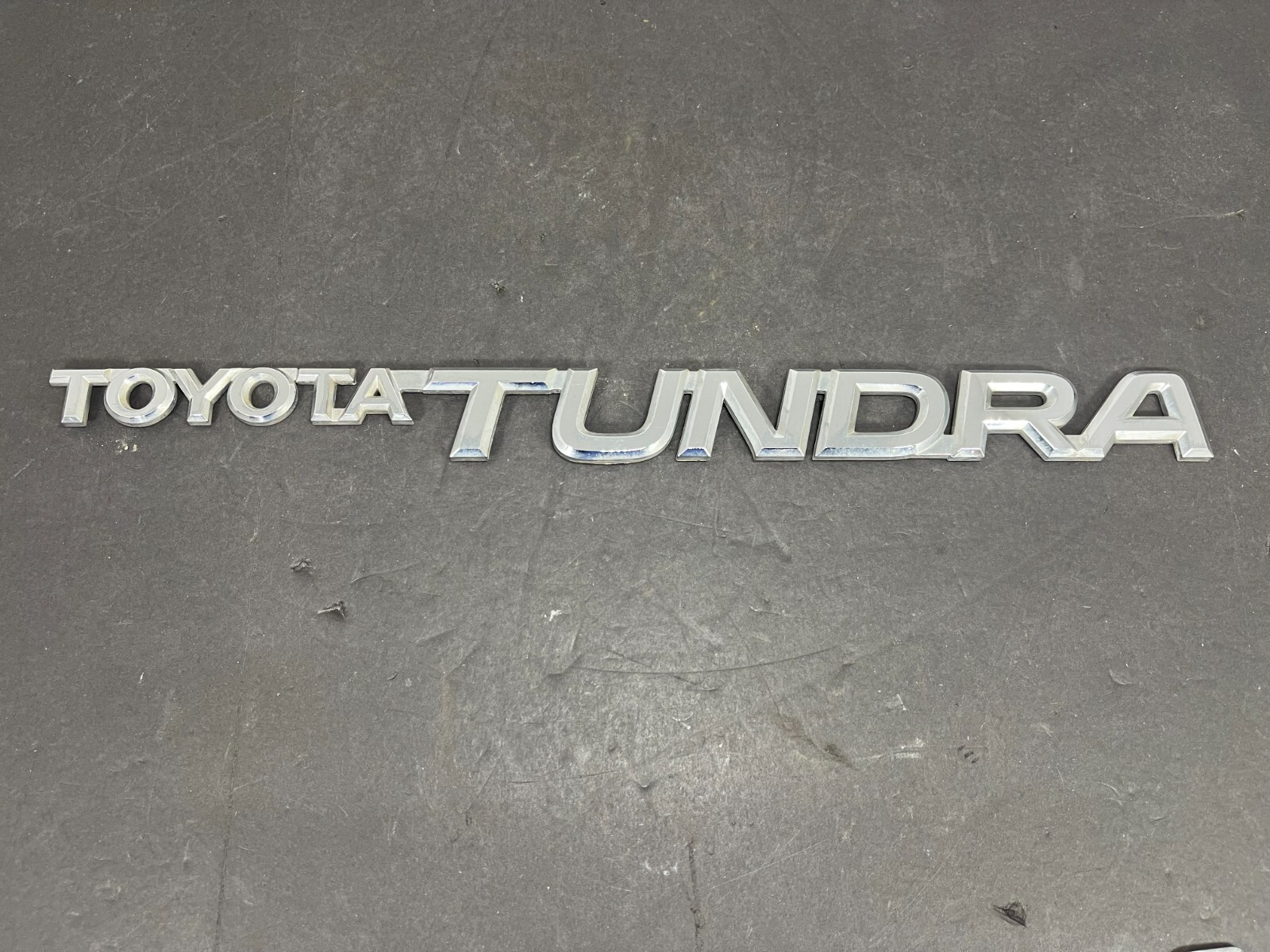 2000 - 2006 Toyota Tundra Rear Trunk Side Door Letter Emblem Script ...