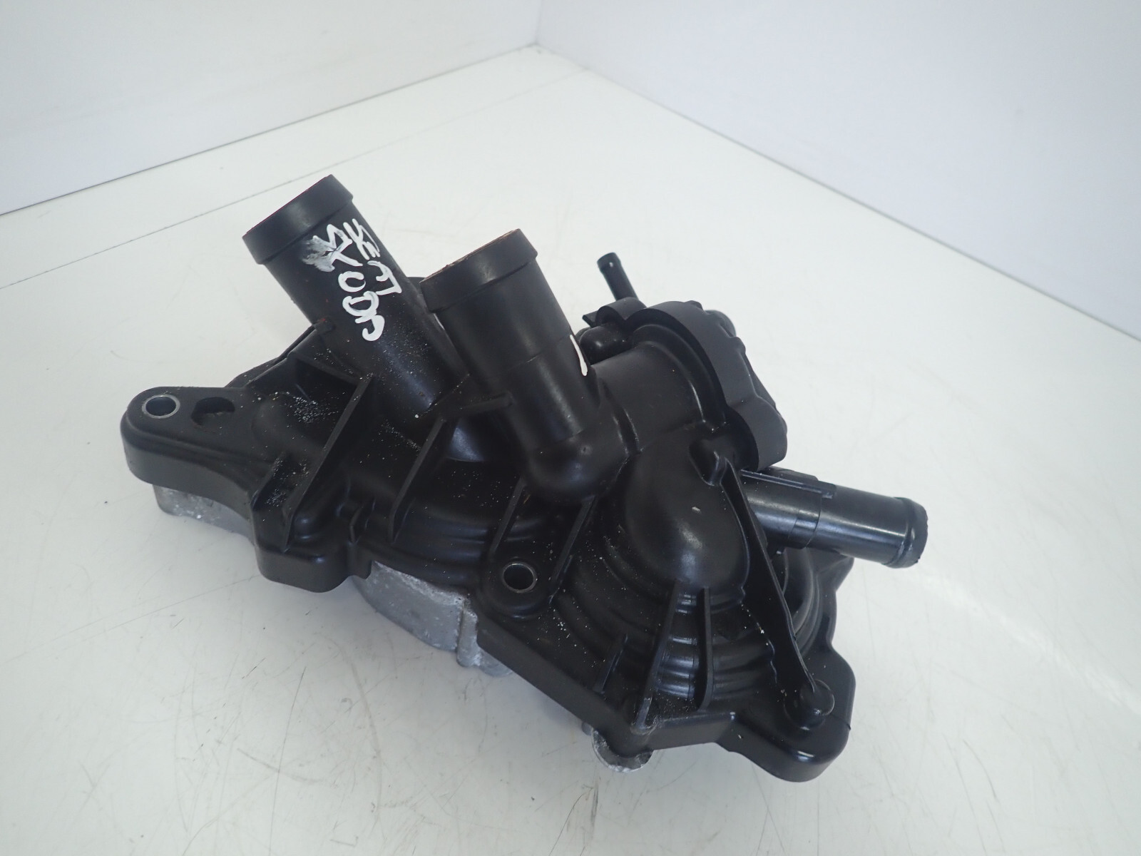 VW Golf Mk7 1.2 TSI 2018 CYVB Engine Water Pump 04E121600BD 12171476 ...