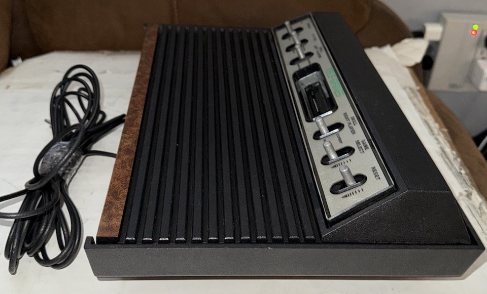 Atari 2600 Sears Tele-Games Heavy Sixer Video Arcade Console Vintage ...