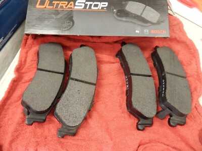 2000 Chevy Blazer/GMC Jimmy Rear Brake Pads Bosch Ultra Stop ULT729 | eBay