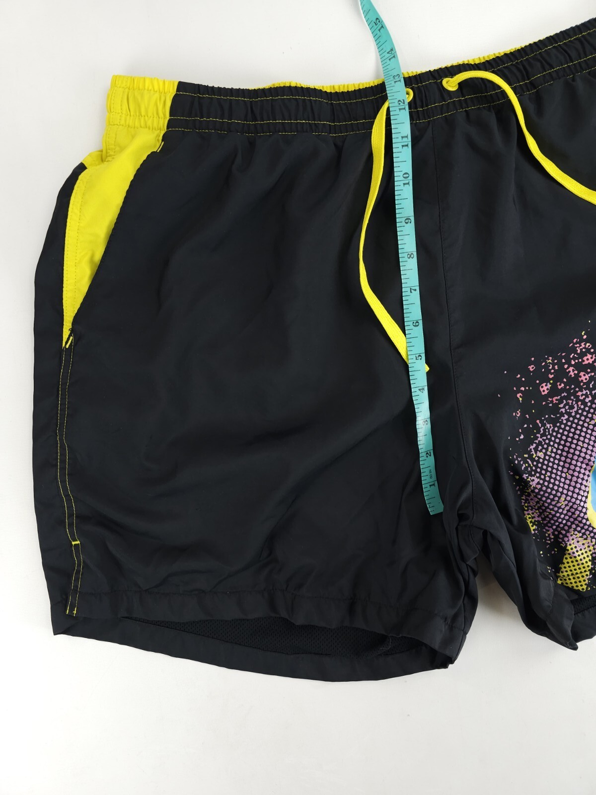 Nike Kyrie Irving 90s Retro Mesh Lined Basketball Ath… - Gem