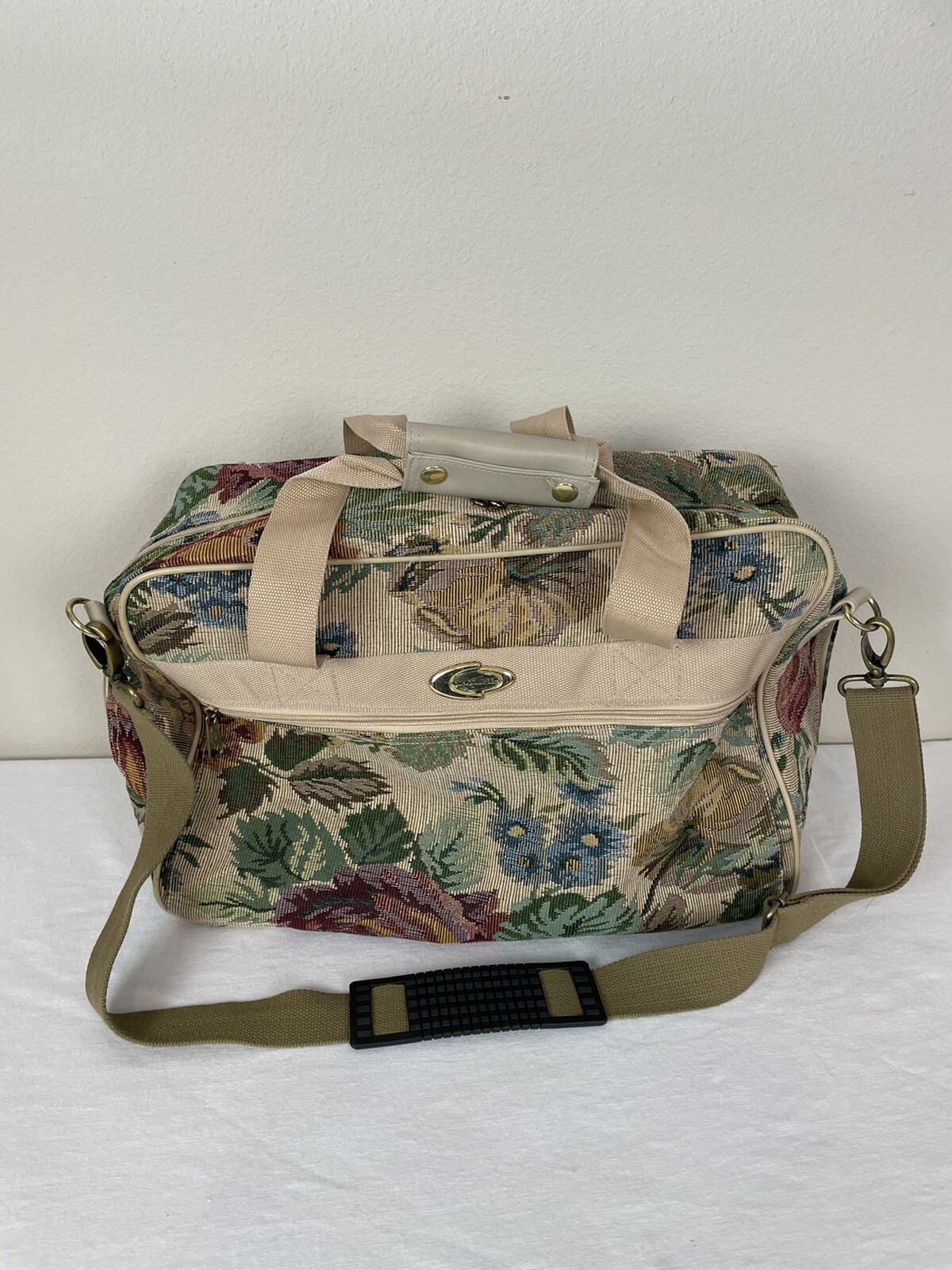 Vintage Concourse Floral Tapestry Duffle Bag 18” x 12” X 6” Weekender ...