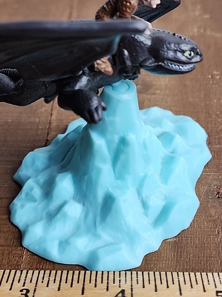 How To Train Your Dragon Toothless Night Fury Figure on Stand ...