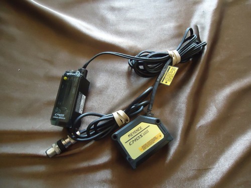 KEYENCE CMOS LASER SENSOR GV-H450 W/ KEYENCE GV-21P | eBay