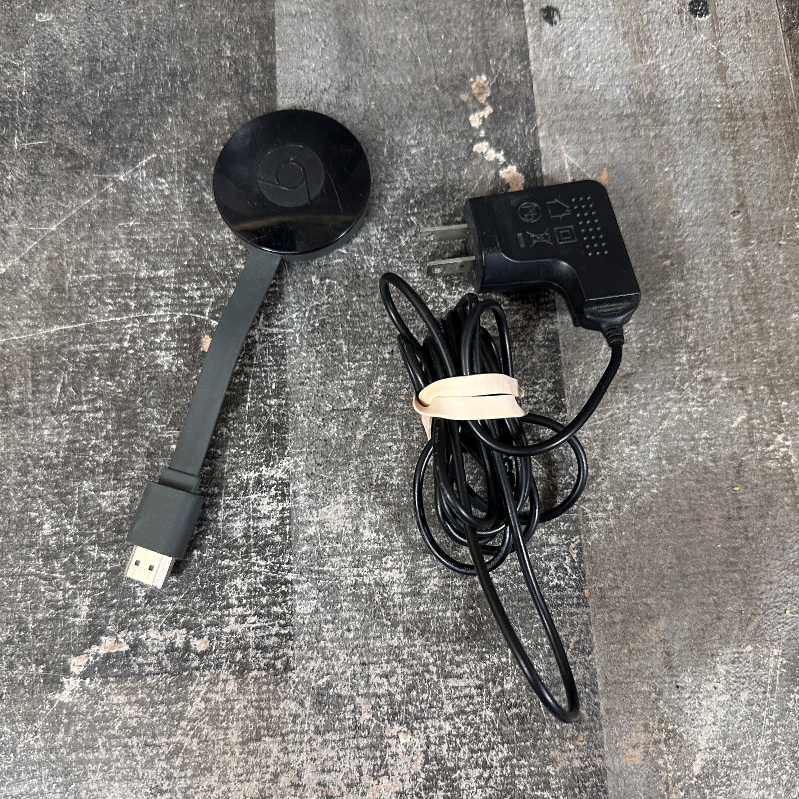 Google Chromecast 2nd Generation Model NC2-6A5 1080p Portable Media ...