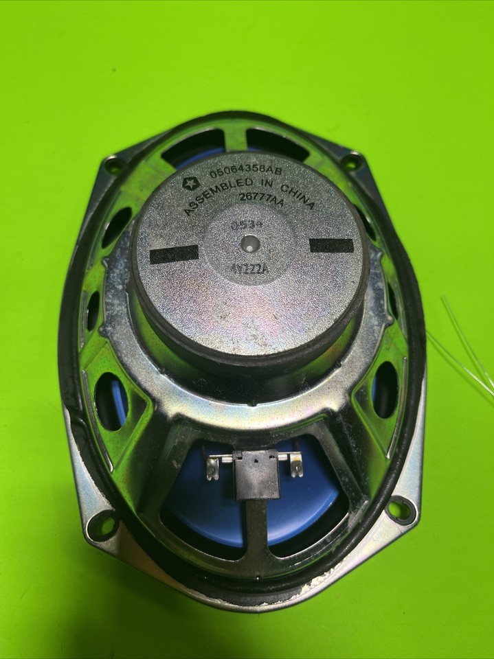 2020 15 16 17 18 19 21 22 DODGE CHARGER REAR RIGHT DOOR SPEAKER ...