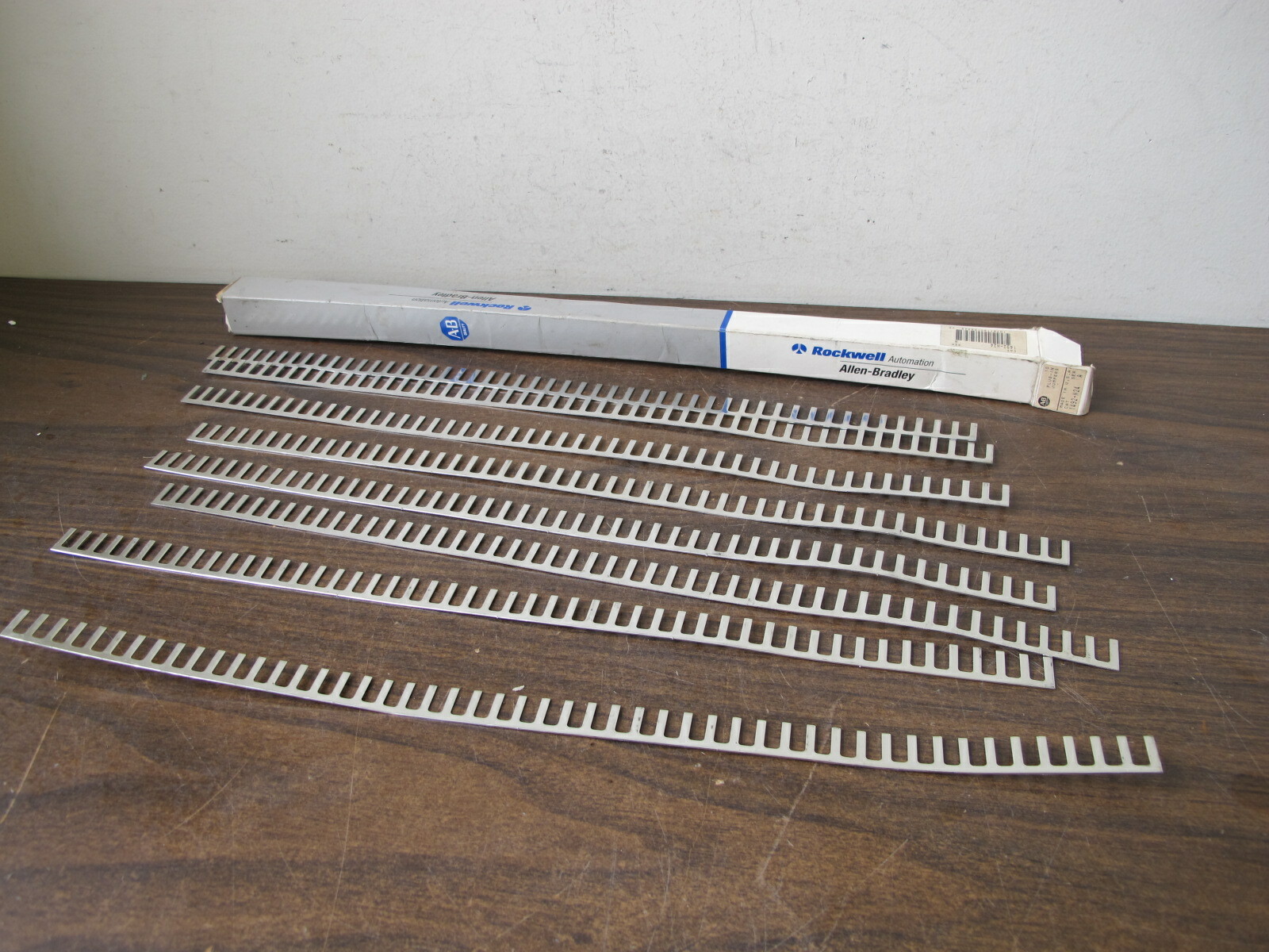 8 ALLEN BRADLEY 1492-N24 TERMINAL BLOCK PLUG-IN JUMPERS,NOS,1492-F1 | eBay