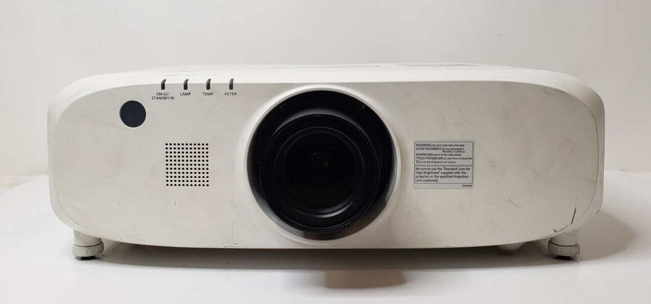 Panasonic PT-EZ580 Full HD WUXGA 1080p HDMI Projector 705 Lamp Hrs | eBay