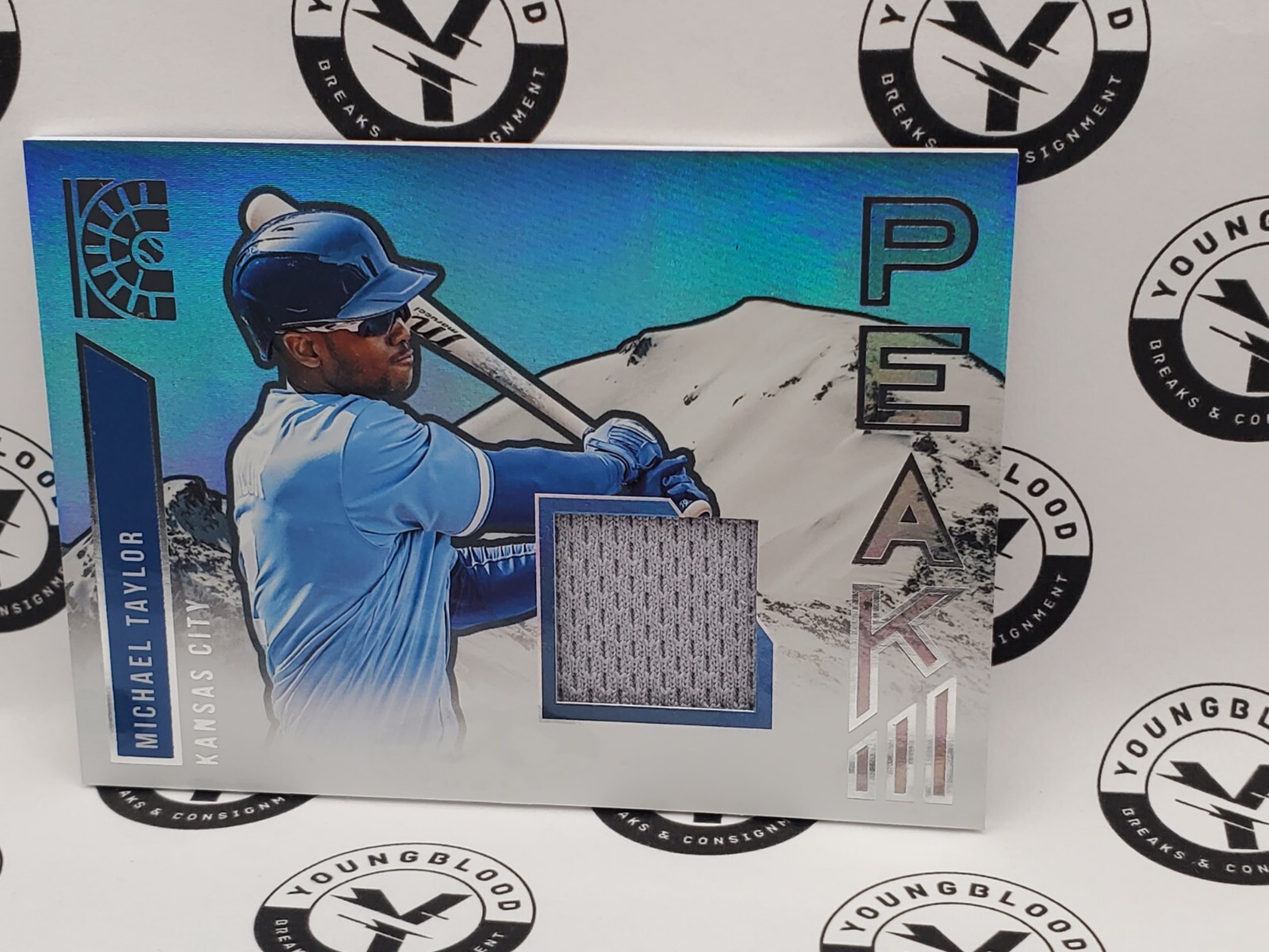 2022 Panini Capstone #PM-MT Michael Taylor Peak Materials Patch Royals Twins | eBay