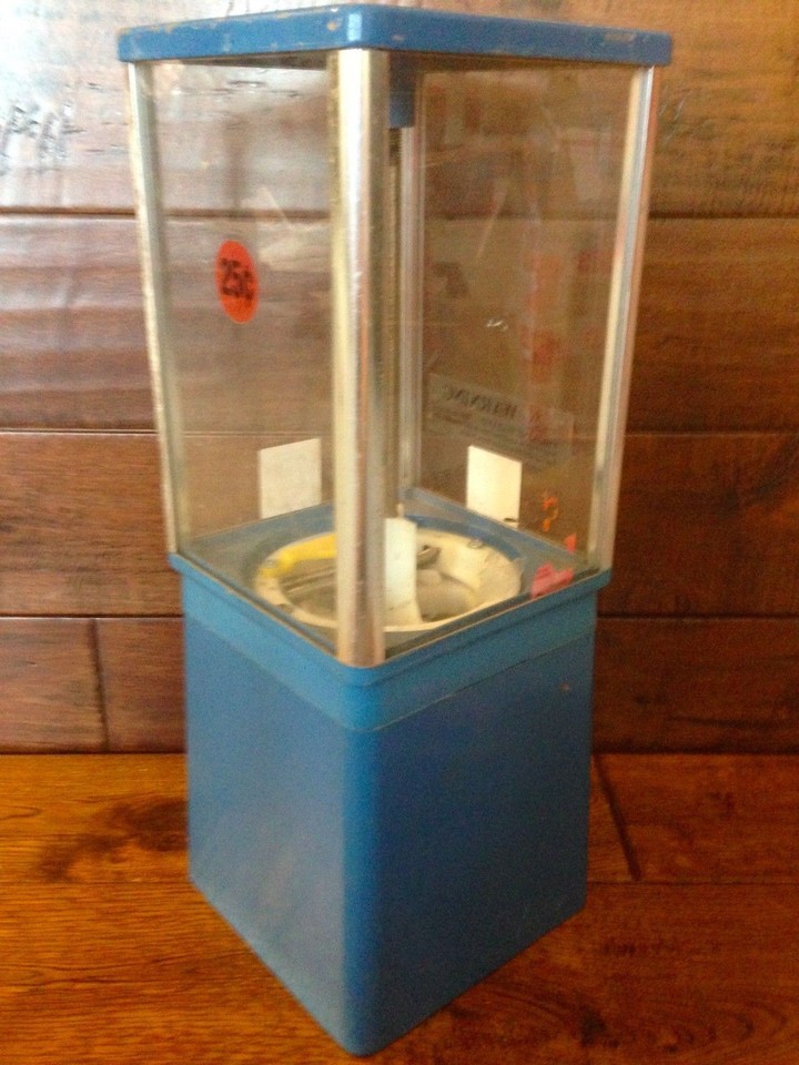 Used OAK Astro Vista Candy Gumball machine 25 cent vend Incl Lock & key ...