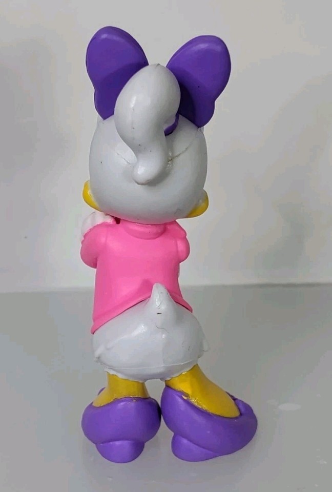 Disney Junior Minnie Daisy Duck Pink Sweater 2.25" Collectible Mini ...
