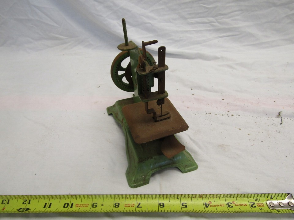 Vintage Child's Little Stitcher Metal Sewing Machine Toy SEW CHILD ...