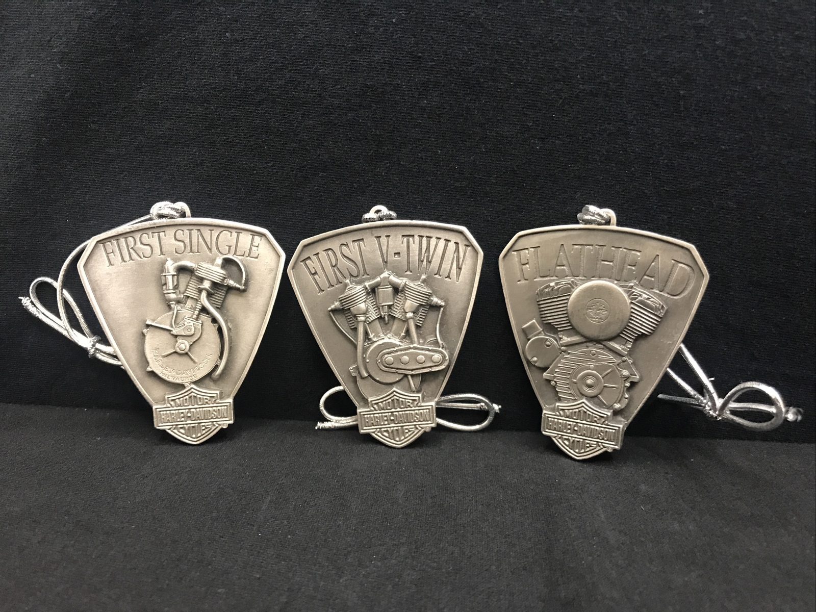 Harley Davidson - Wrap Up The Rumble 1999 Pewter Christmas Ornaments ...
