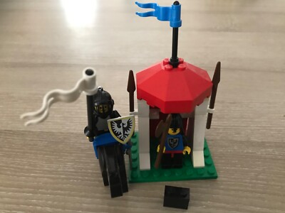 LEGO Castle 6035 Lego Castle Guard ! Rare ! | eBay