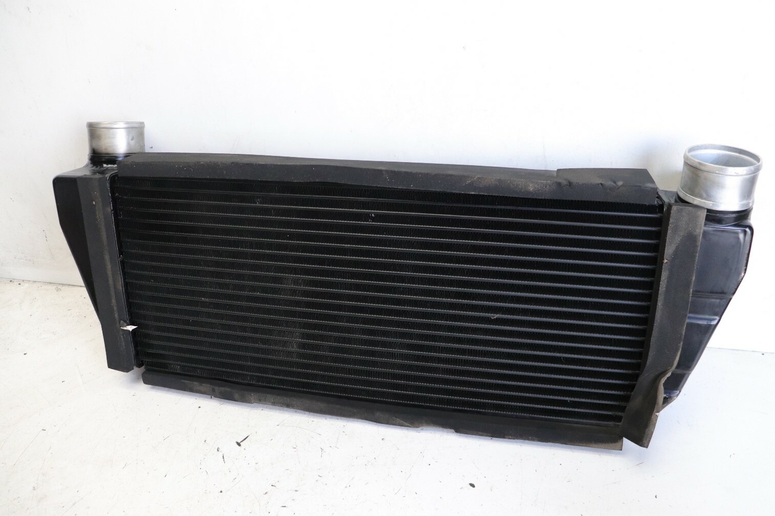 Ferrari 488 GTB Turbo Intercooler LHS 320975 J159 | eBay Australia