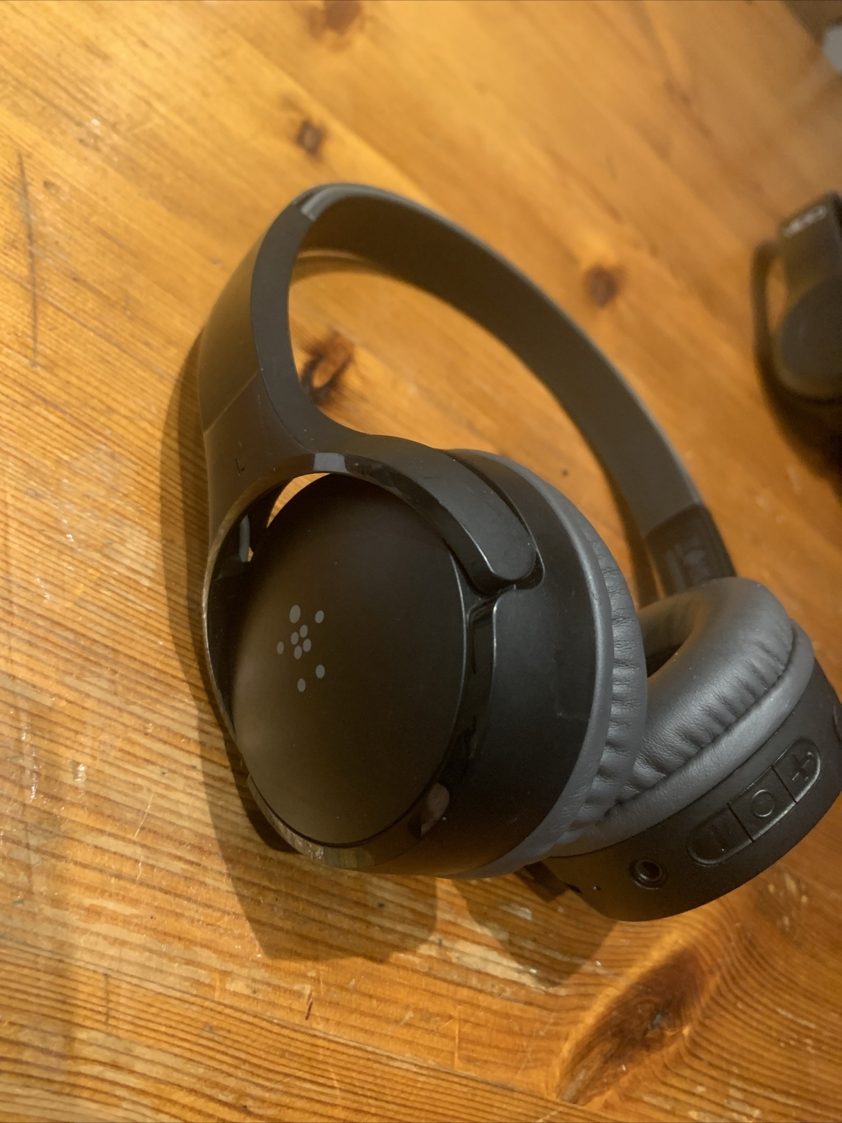 Belkin Sound form Mini BT BLUETOOTH HEADPHONES | eBay UK