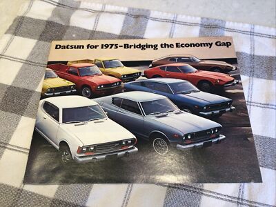 1975 DATSUN Range US Brochure 610 180B B-210 120Y 260-Z PICKUPS 710 etc ...