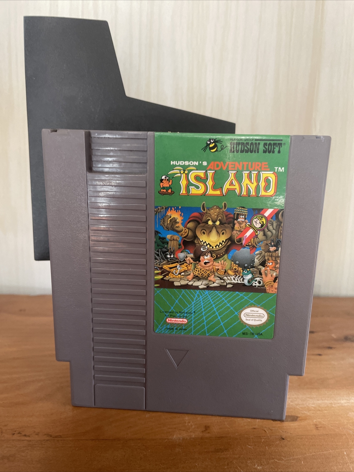 Hudson's Adventure Island (Nintendo Entertainment System, 1988) NES ...