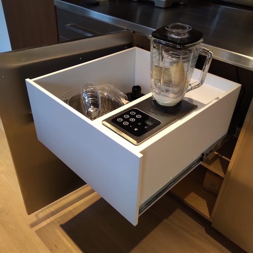 In-Built in-counter blender (Food Center) w/1000W Drop in under counter ...