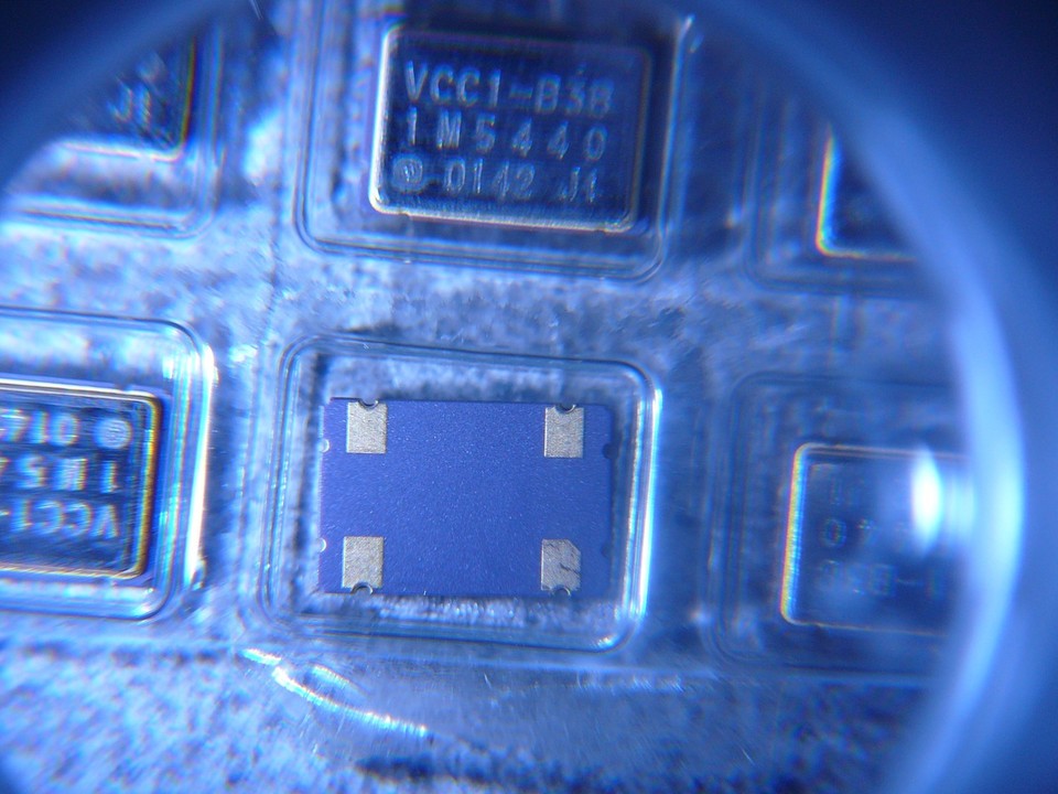 VECTRON VCC1-B3B-1M5440 Crystal Oscillator 1.544MHz CMOS 3.3V SMD **NEW ...