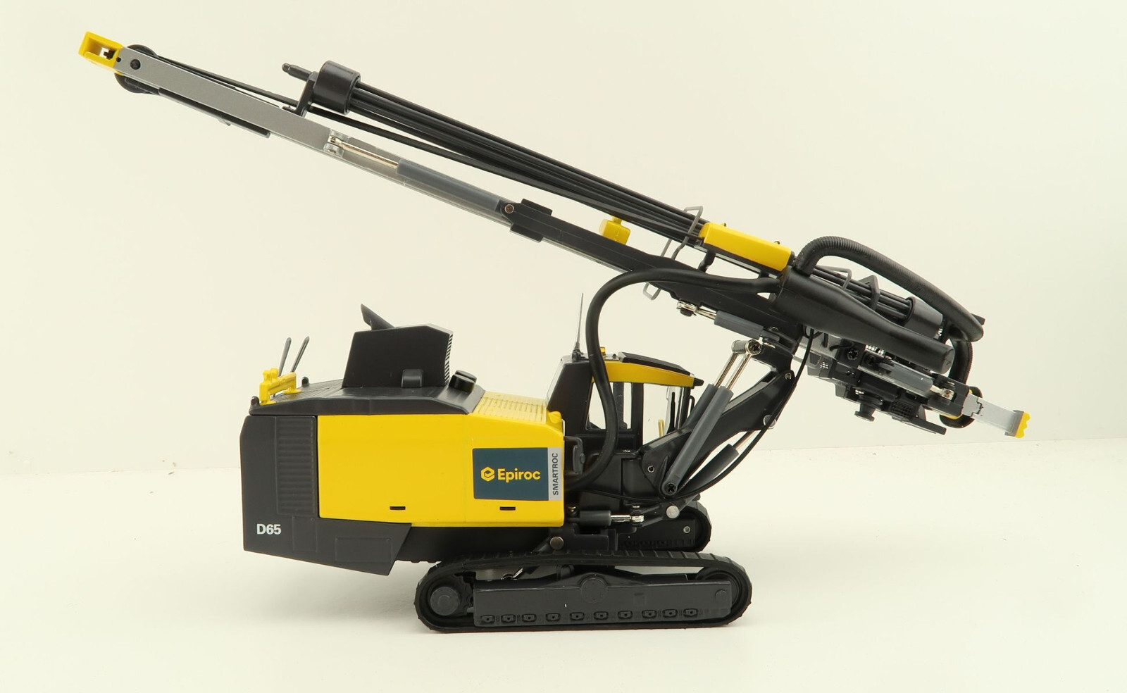 EPIROC Drill Rig Smart ROC D65 - Scale 1:50 | eBay