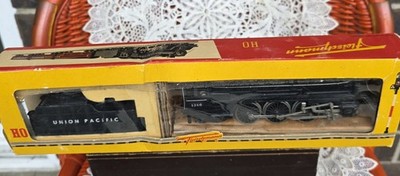 vintage Fleischmann HO 1366 Union Pacific model train locomotive and ...