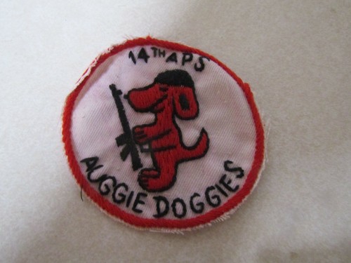 MILITARY PATCH OLD VIETNAM ERA 14TH APS AUGGIE DOGGIES | eBay