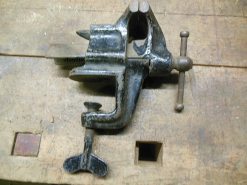 vintage small table vise 2" w/anvil and horn pat June 2, 1891 old shop ...