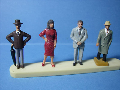 4 FIGURINES SET 131 ELEGANCE VROOM 1/43 A PEINDRE | eBay