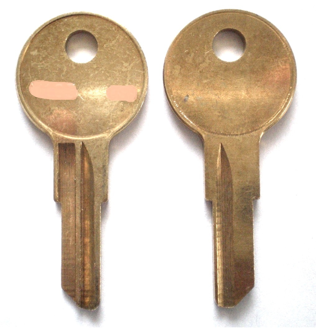 Replacement Keys Bauer Leer Truck Cap Lock Pre Cut to Your Key Codes ...