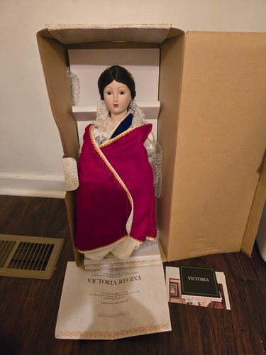 Franklin Heirloom Queen Victoria Regina Doll with COA | eBay