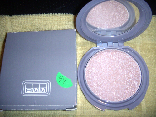 AVON NEW ADVANCE MOISTURE MAKEUP FACE POWDER ( )( .32 OZ ) COMPACT ...