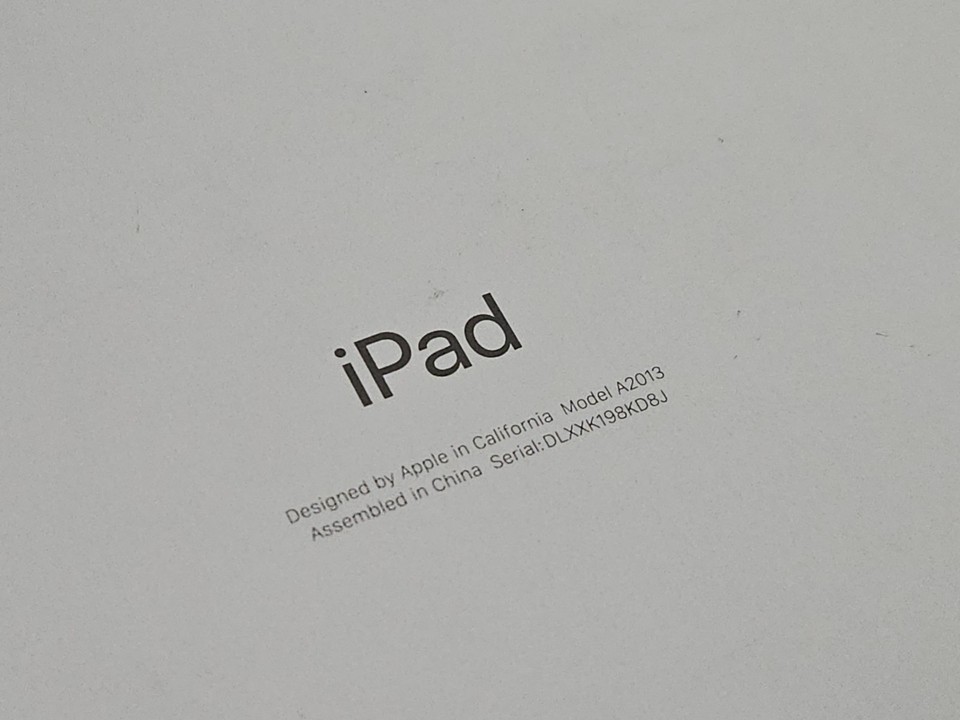 Apple iPad Pro 11" 1st Gen 256GB Space Gray Unlocked A2013 CRACKED AS ...