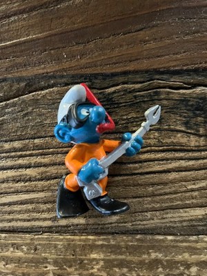 Smurf spear fisherman sport PVC Figure | eBay Australia