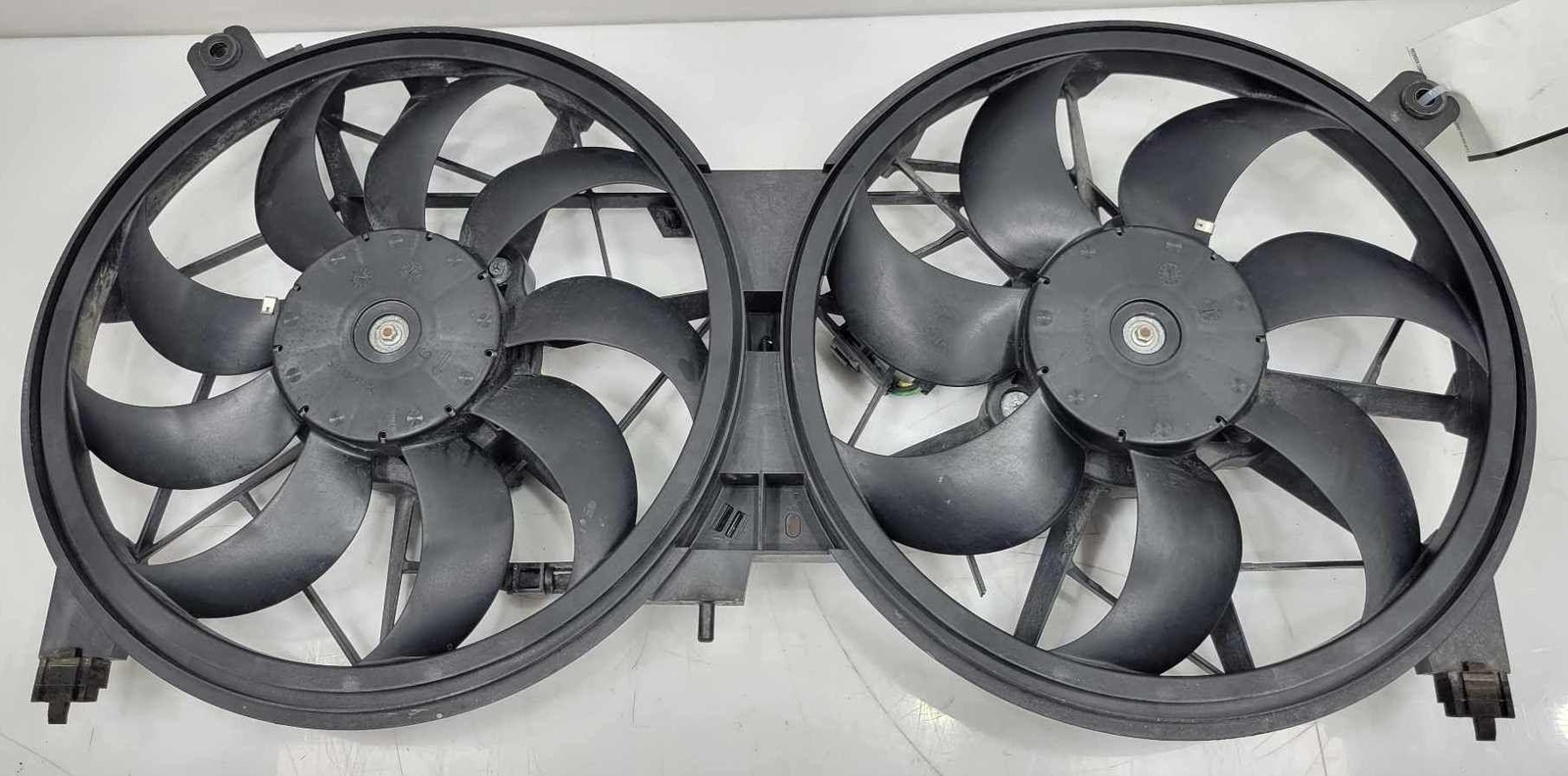 2015 - 2022 Nissan Murano 3.5L Engine Cooling Fans Assembly OEM ...