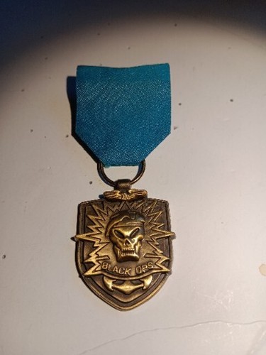 Call of Duty Black Ops Prestige Hardened Limited Edition Pin Skull ...